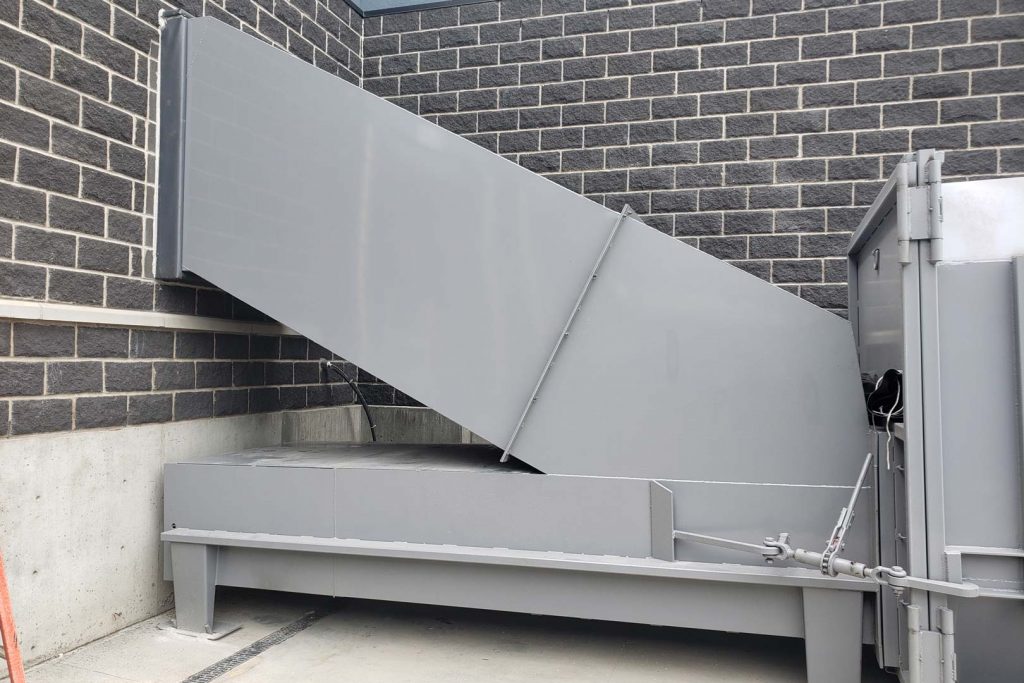 Heavy Duty Stationary Trash Compactor - Rotobale Compaction Solutions Inc.