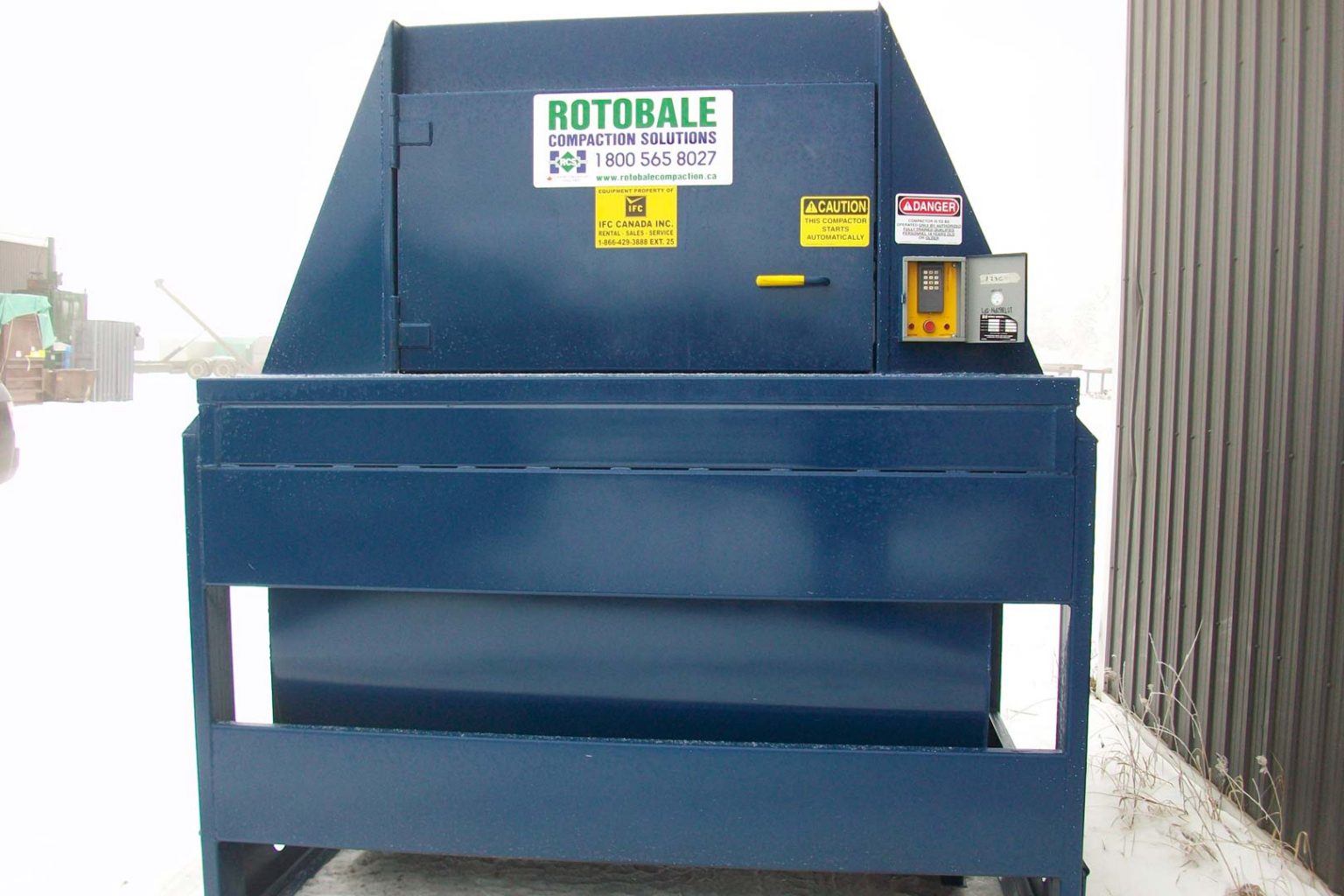 Vertical Compactor - Rotobale Compaction Solutions Inc.